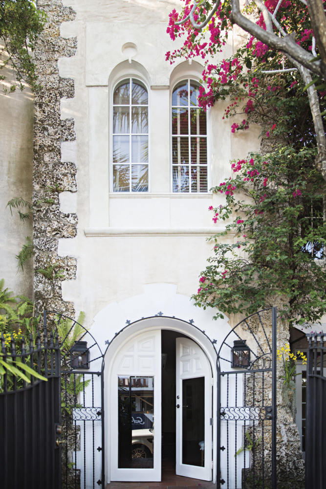 casa tua: an intimate miami hotel and restaurant | domino