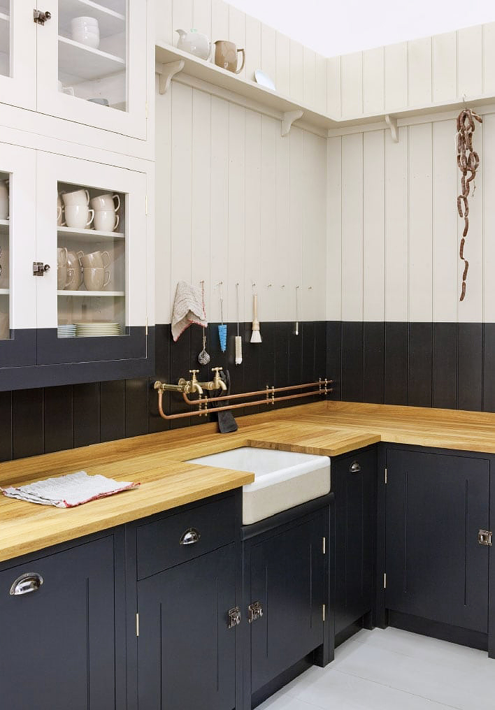 9 Classically Cool Spaces to Indulge Your Shaker-Style Cabinet Kitchen ...
