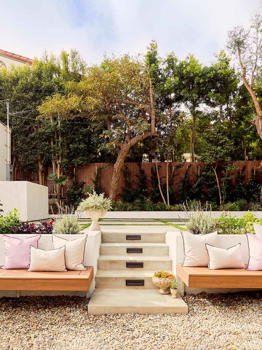 This Sloped Backyard Turned Out to Be an Opportunity for Dreamy Hardscaping