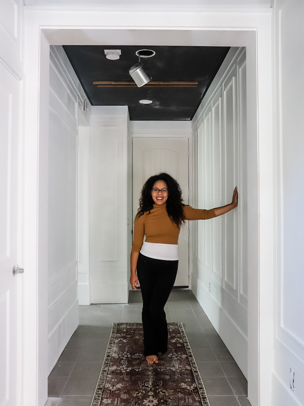 The Elevated DIYs That Instantly Elevated This Long, Windowless Entryway