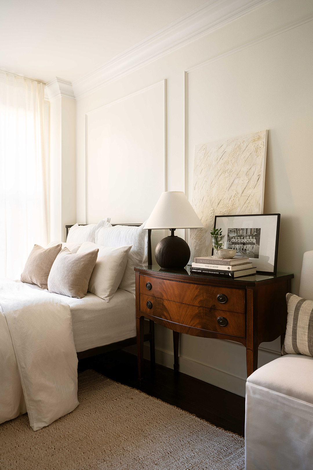 This Designer’s 500 Square Foot NYC Apartment Ditches the Traditional ...