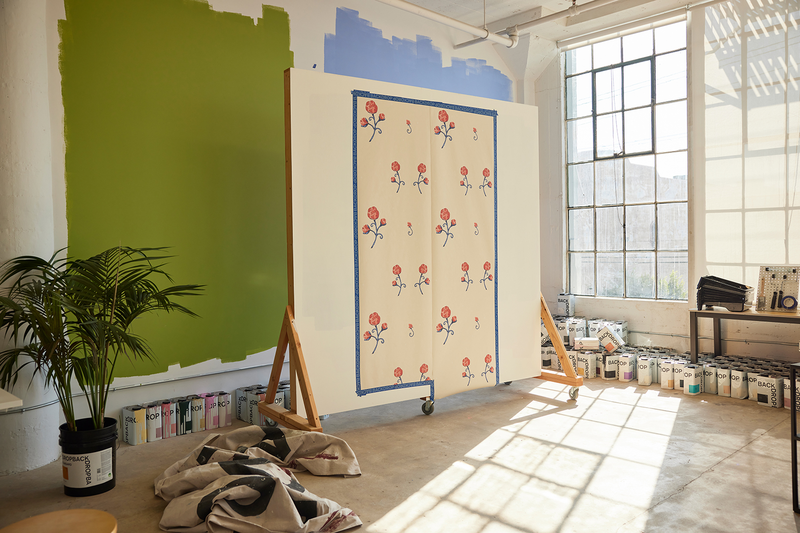 Take A Tour of Backdrop Paint's Los Angeles Office | domino