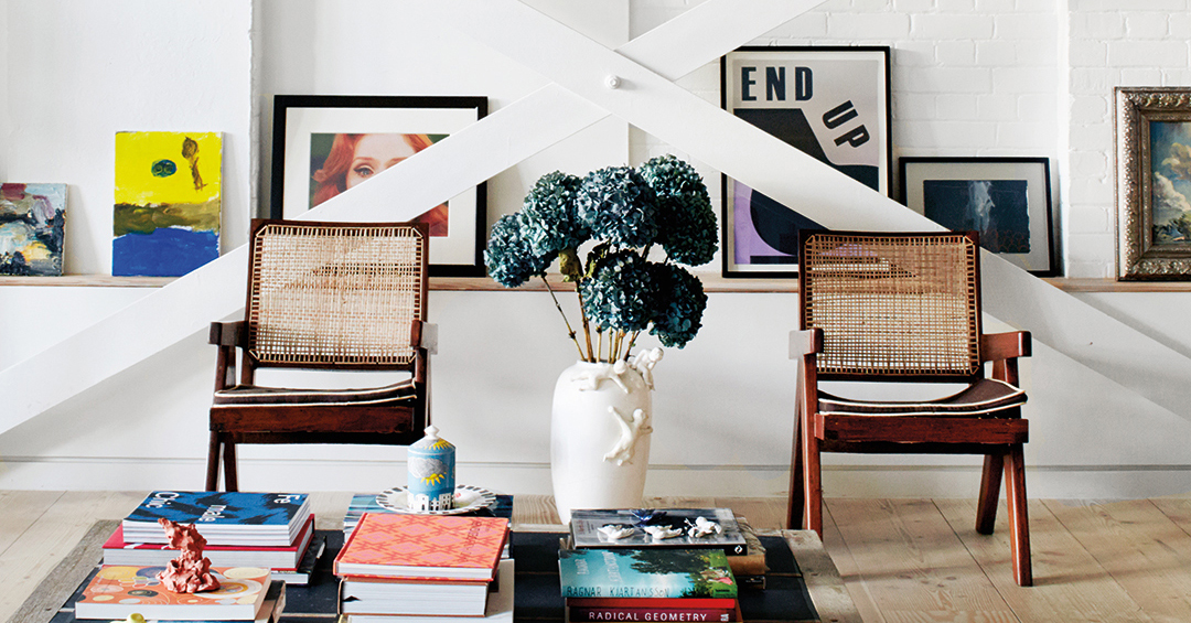 Tour Creative Alex Eagle's Art-Filled London Flat