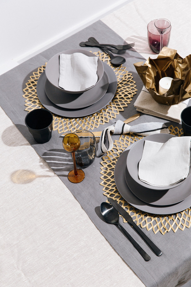 Black and Metallic Table Setting Ideas | Domino