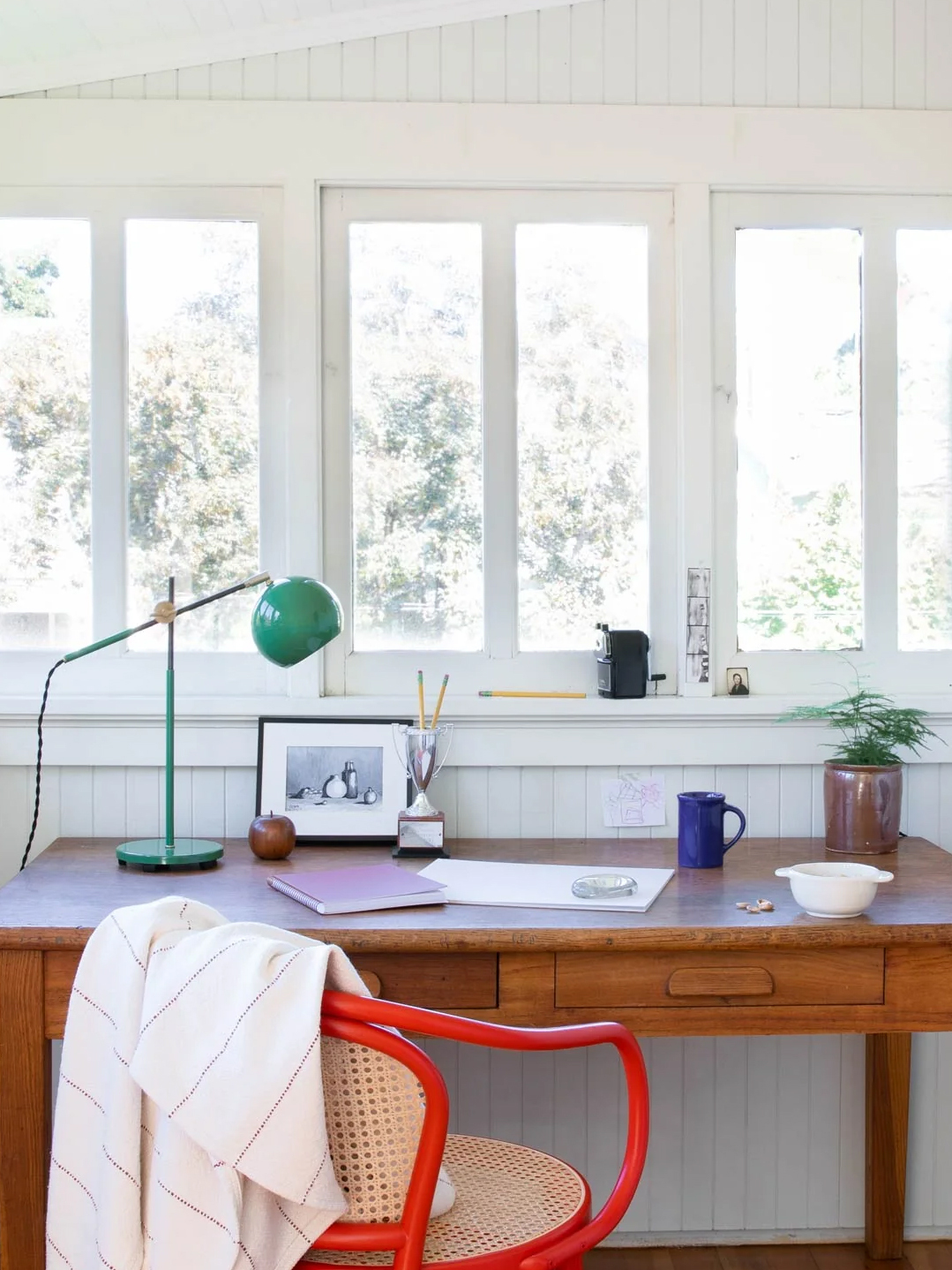The 22 Best Desk Lamps to Get You Excited to Work | domino
