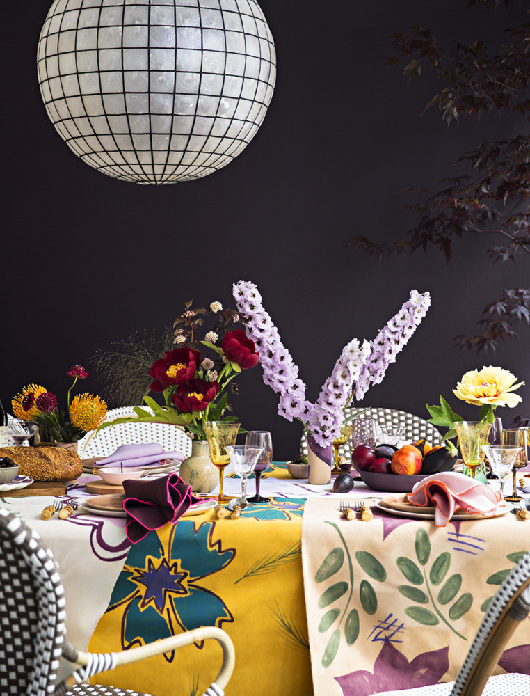 Small-Space Dinner Party Hacks | Domino