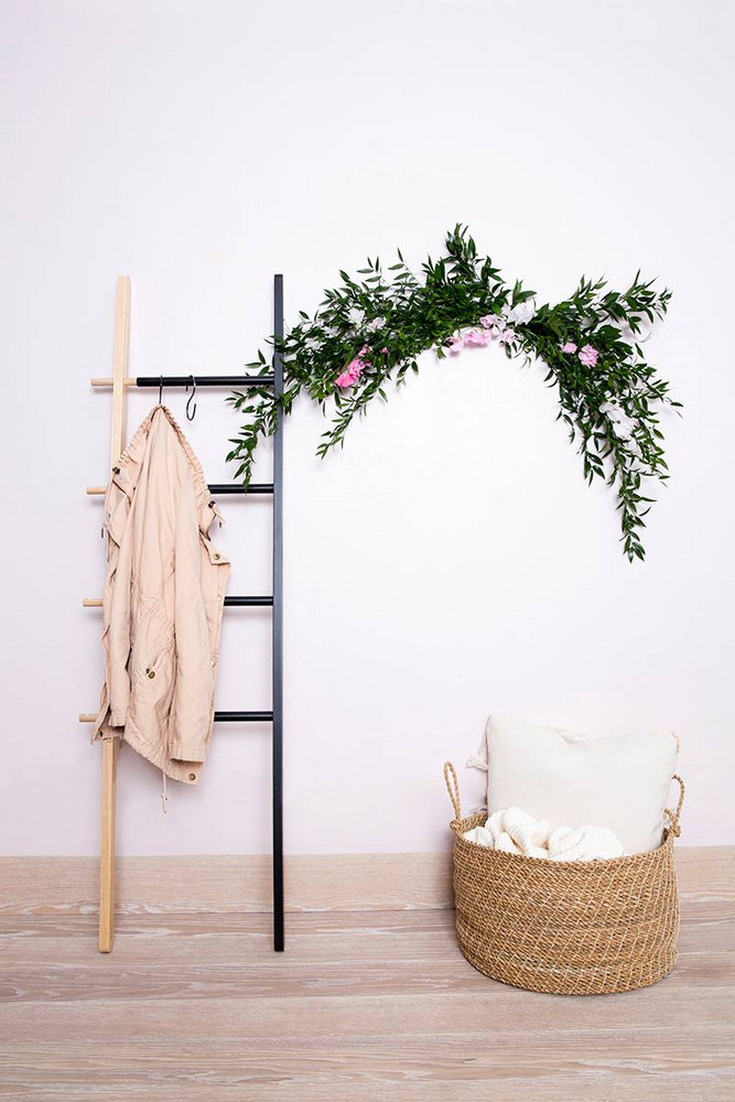 How To Make A Garland | Domino