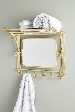 Well-Designed Mirrors That Come With Storage Space