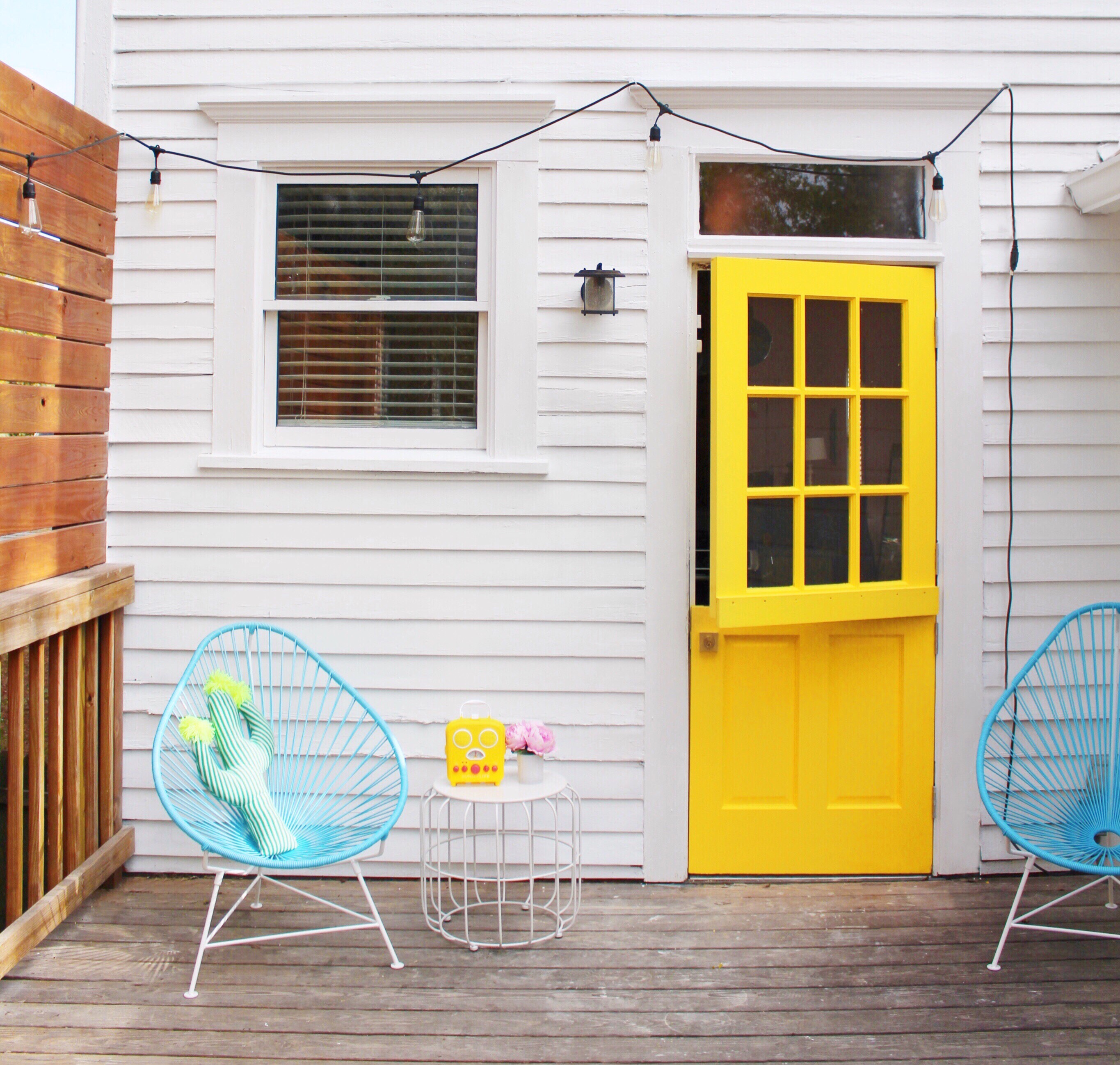 Tour a Colorful Airbnb Designed by Blogger and Instagrammer Sophie Loghman