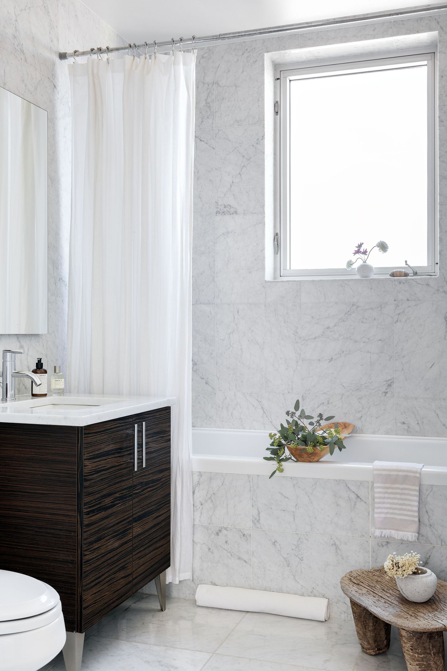 Advice From Couples on Sharing a Bathroom with a Significant Other