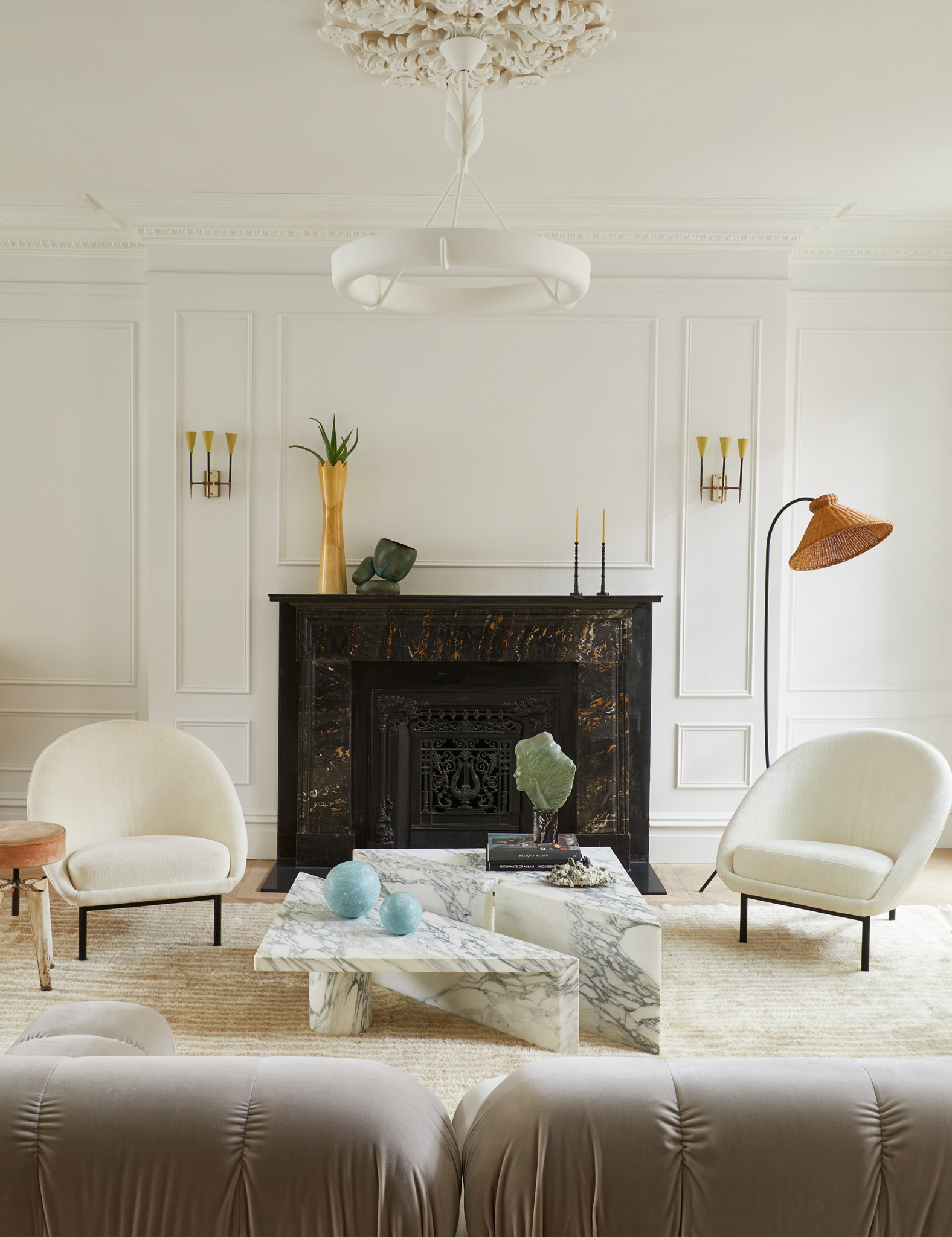 10 Triangle Coffee Tables That Belong In Your Living Room