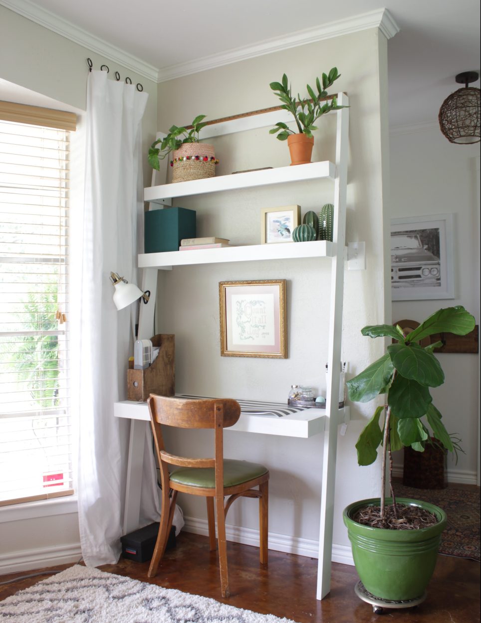 4 Quick and Easy Desk Organization Ideas