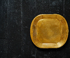 Farrow & Ball’s New Gold Wallpaper Designs Are Absolute Perfection