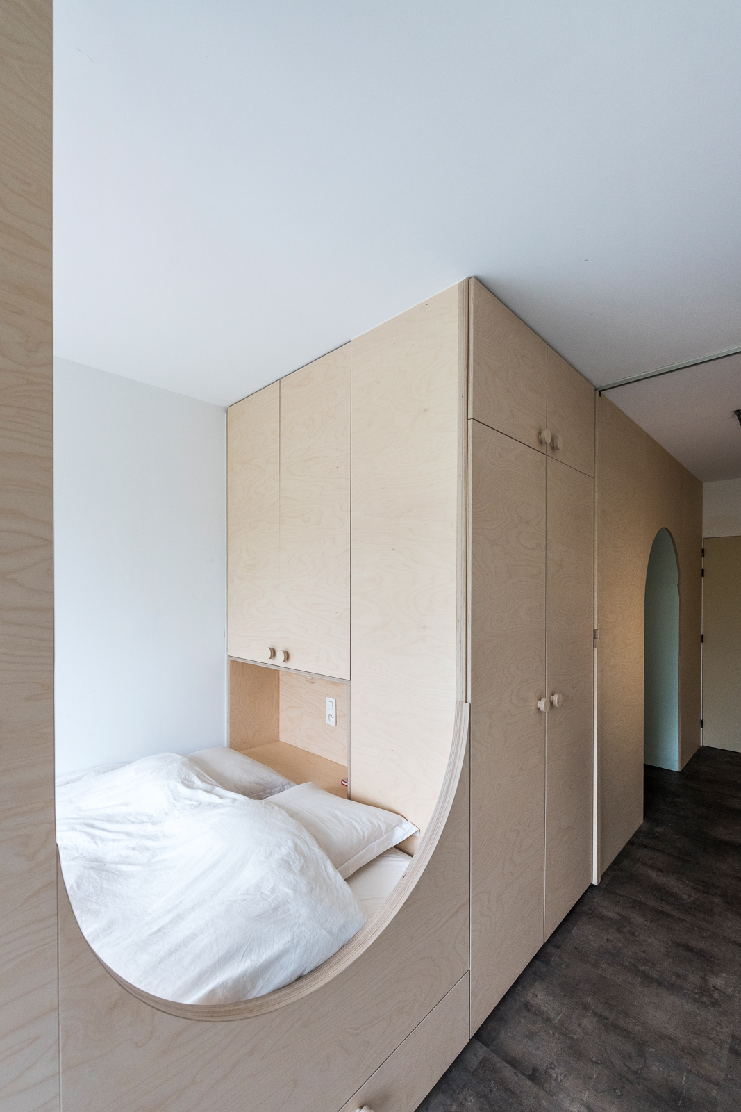 All I Really Want Is to Nestle Into an Alcove Bed