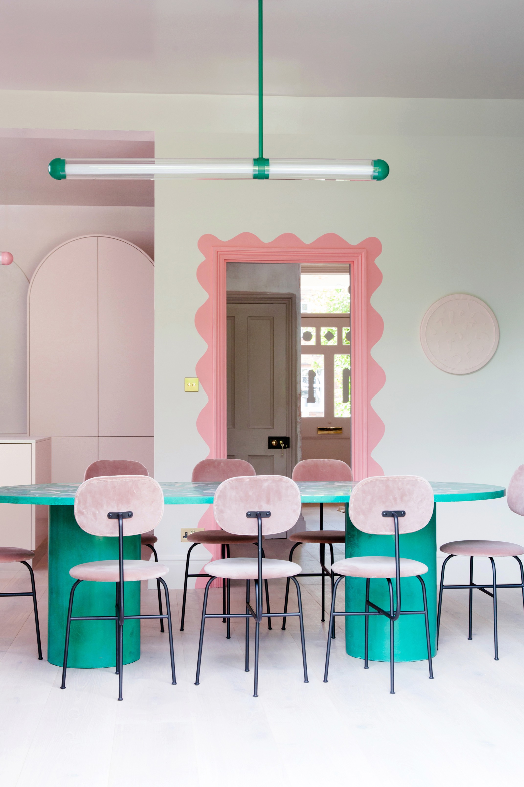 2 Easy Painted Door Frame DIYs to Try Now