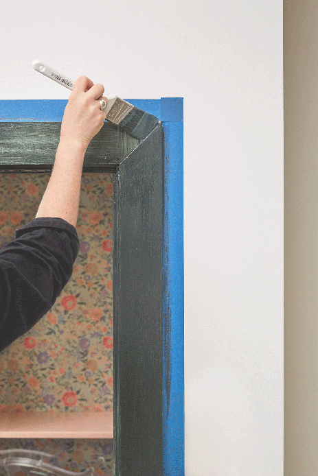 2 Easy Painted Door Frame DIYs to Try Now