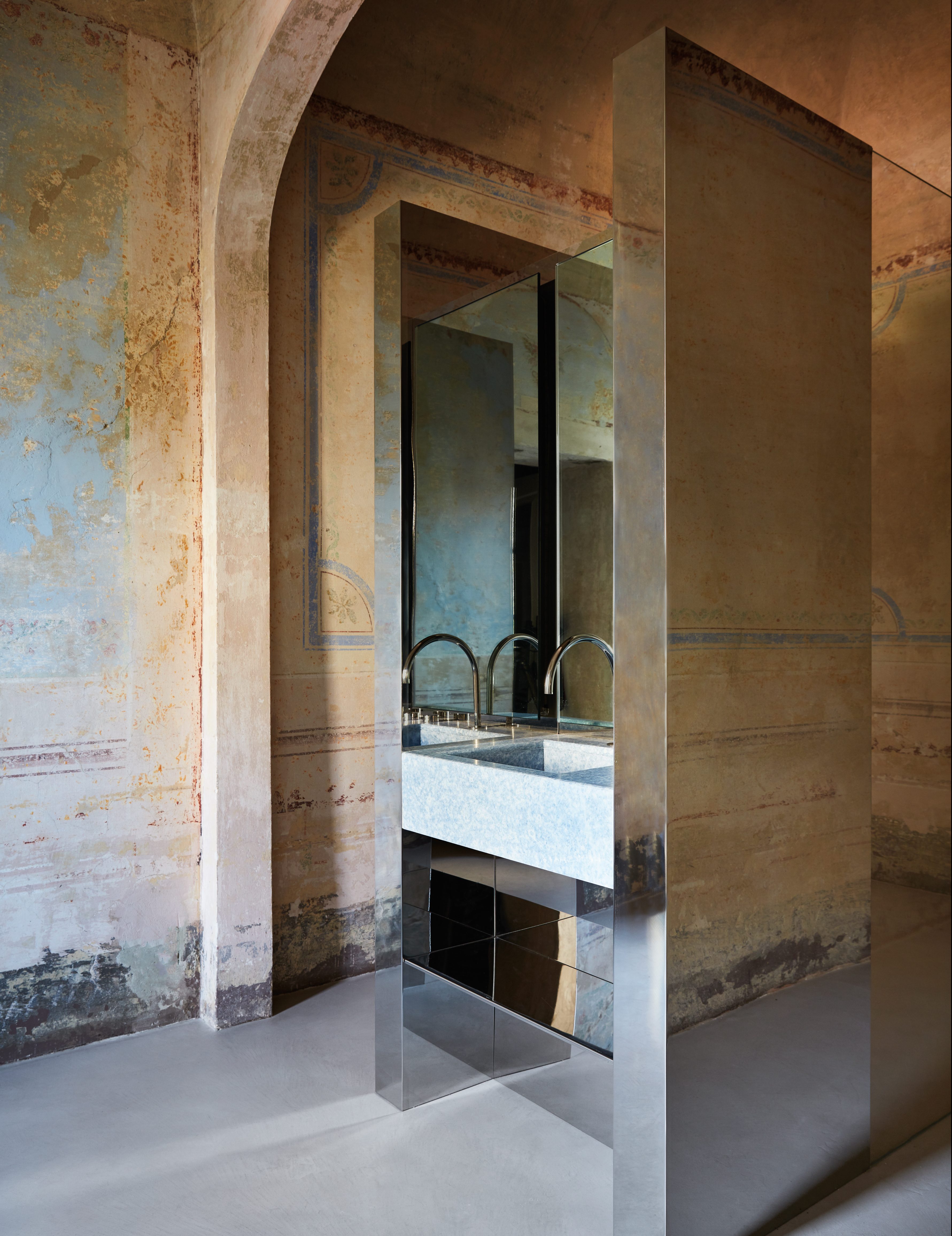 Tour the Sugar Rooms Hotel for a Mix of Ancient and Futuristic