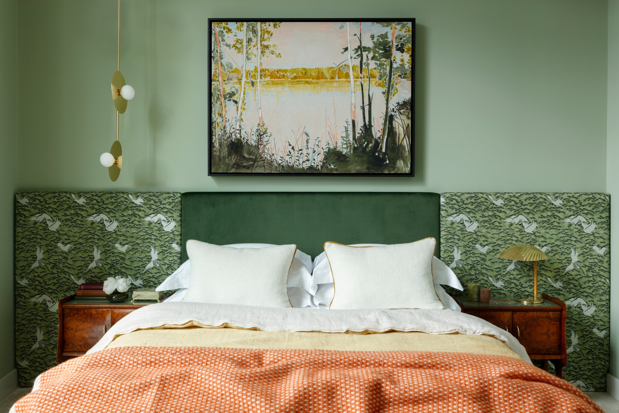 These Modern Headboard Ideas Make a Case for Going Untraditional