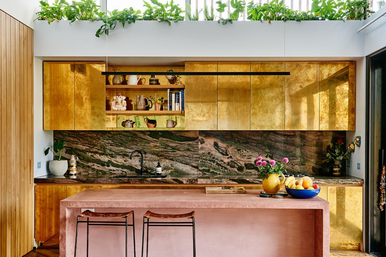 5 Good Reasons to Try a Brass Kitchen