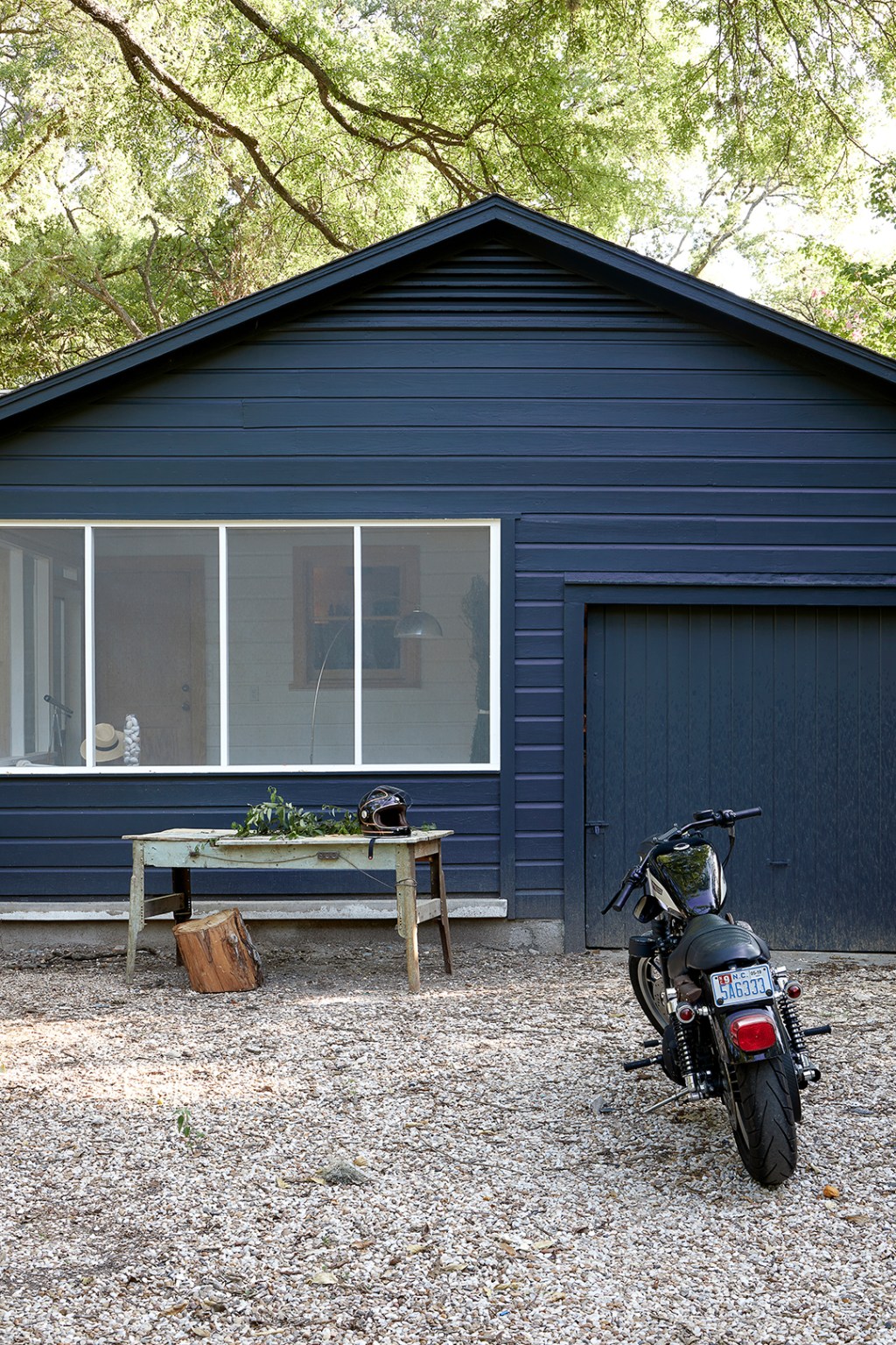 Tour an Austin Surf Shack-Inspired Home That's Bold Yet Serene