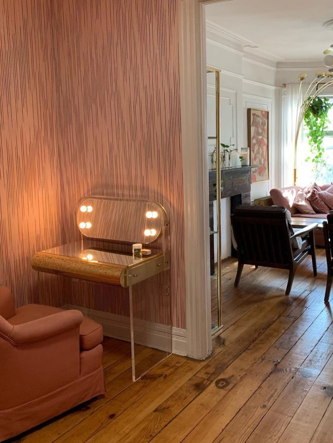 Vanity Tables Are Just the Thing for Our Skin Care-Obsessed Age