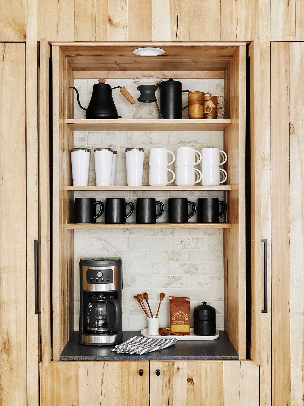 4 Home Coffee Station Ideas to Make Monday Mornings More Luxurious