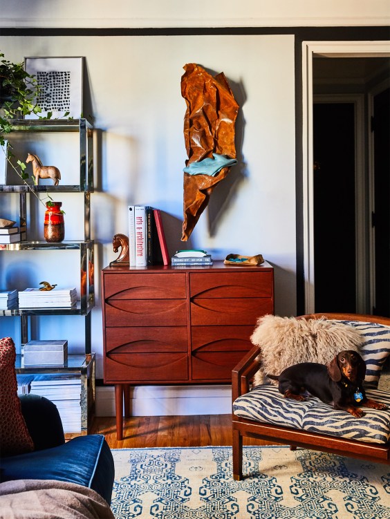 This Greenwich Village 495-Square-Foot Apartment Is Filled With Small ...