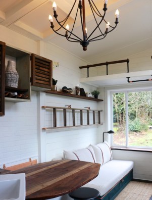 This Impressive Tiny House Interior Design Will Teach You How to Make ...