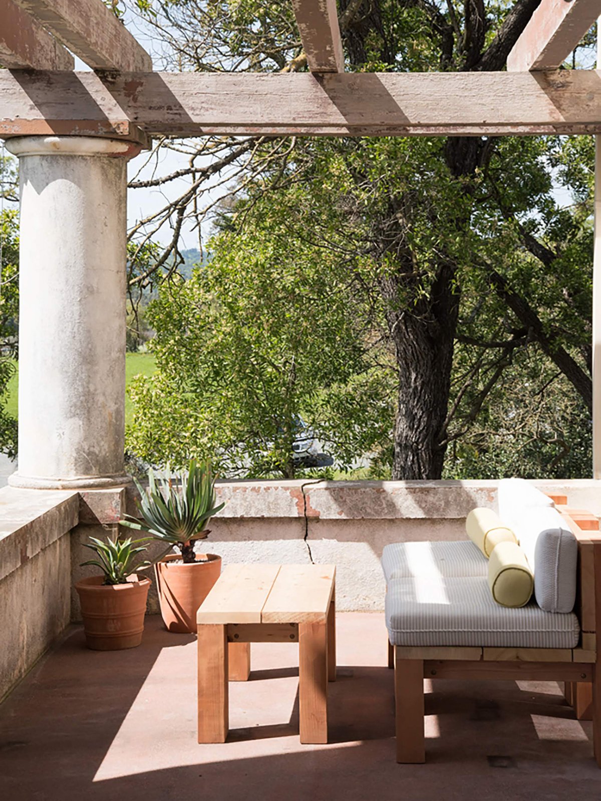 How to Build a Zen Den, the Most-Requested Outdoor Feature