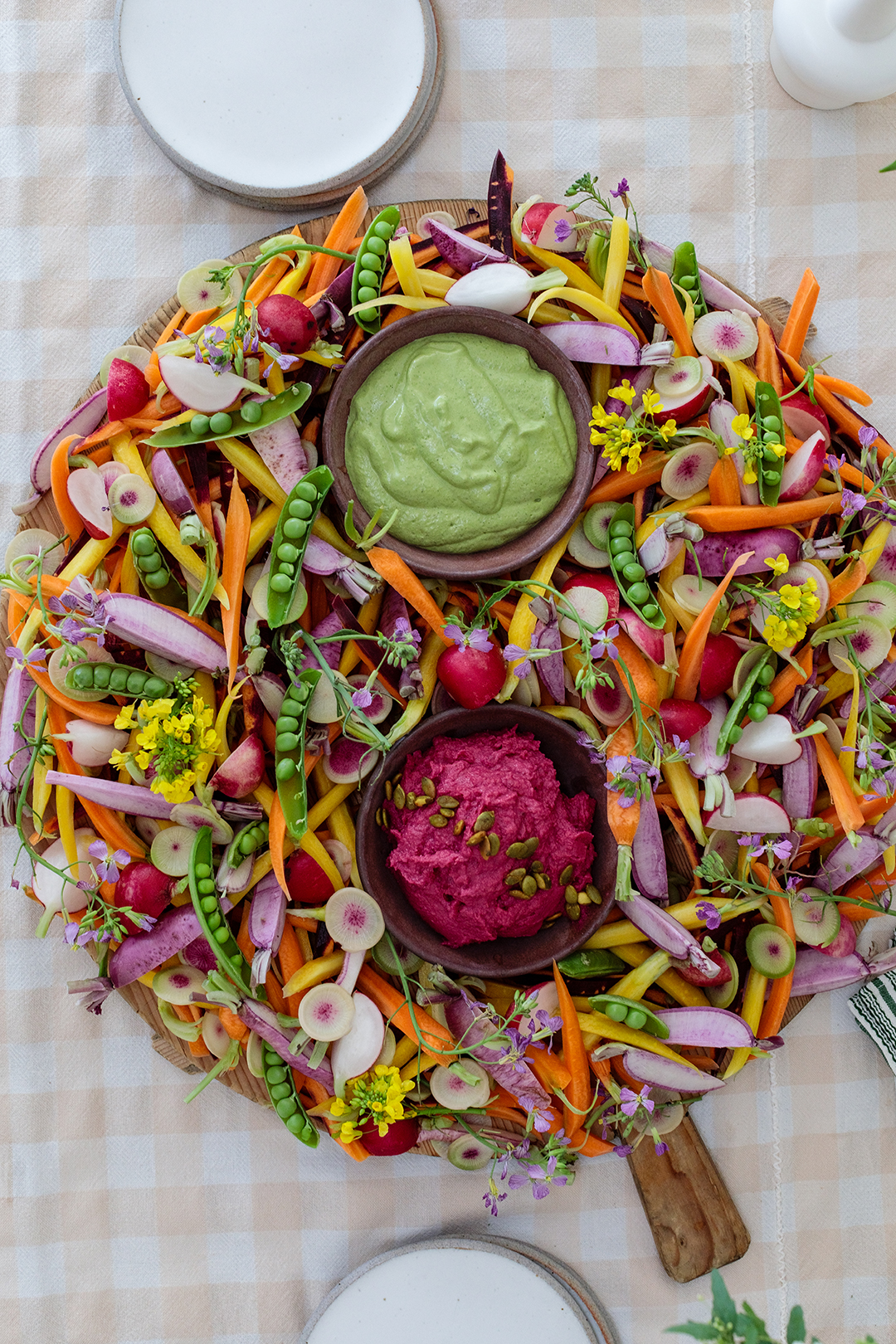 4 Spring Table Setting Ideas from a Dreamy California Lunch for Moon ...