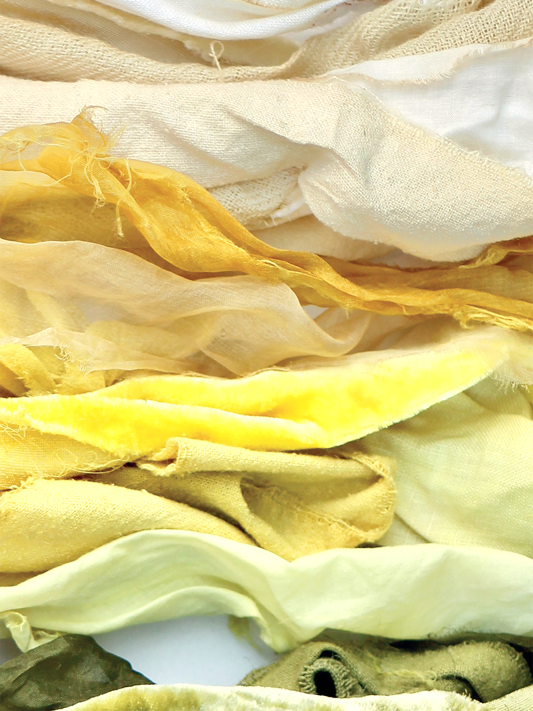 How to Make Natural Dye With What’s in Your Kitchen