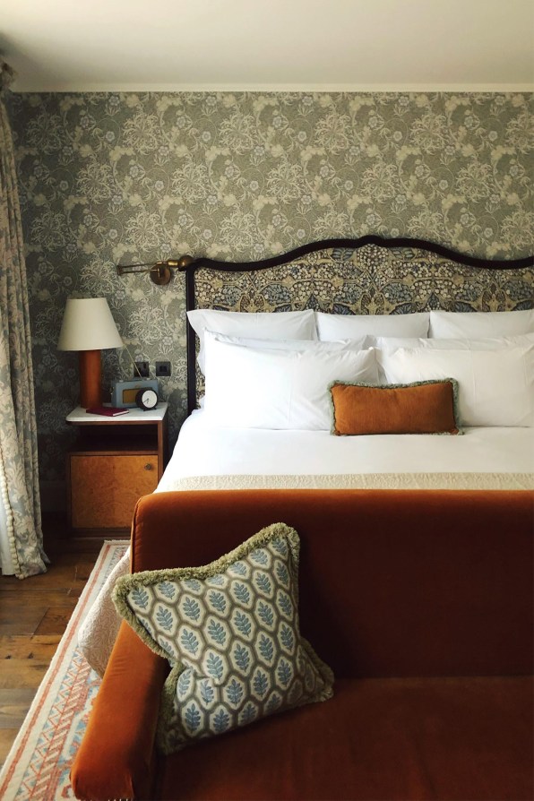 Soho House’s British Design Style Is the Cozy Look We All Need Right Now