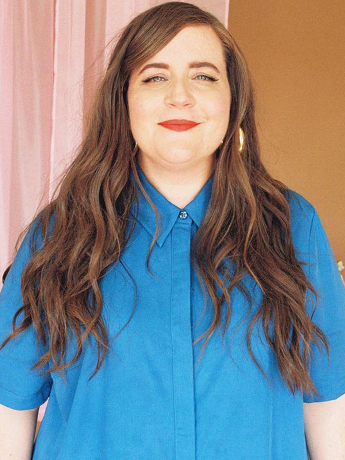 Aidy Bryant Shares Her Favorite Products For Maximum Comfort