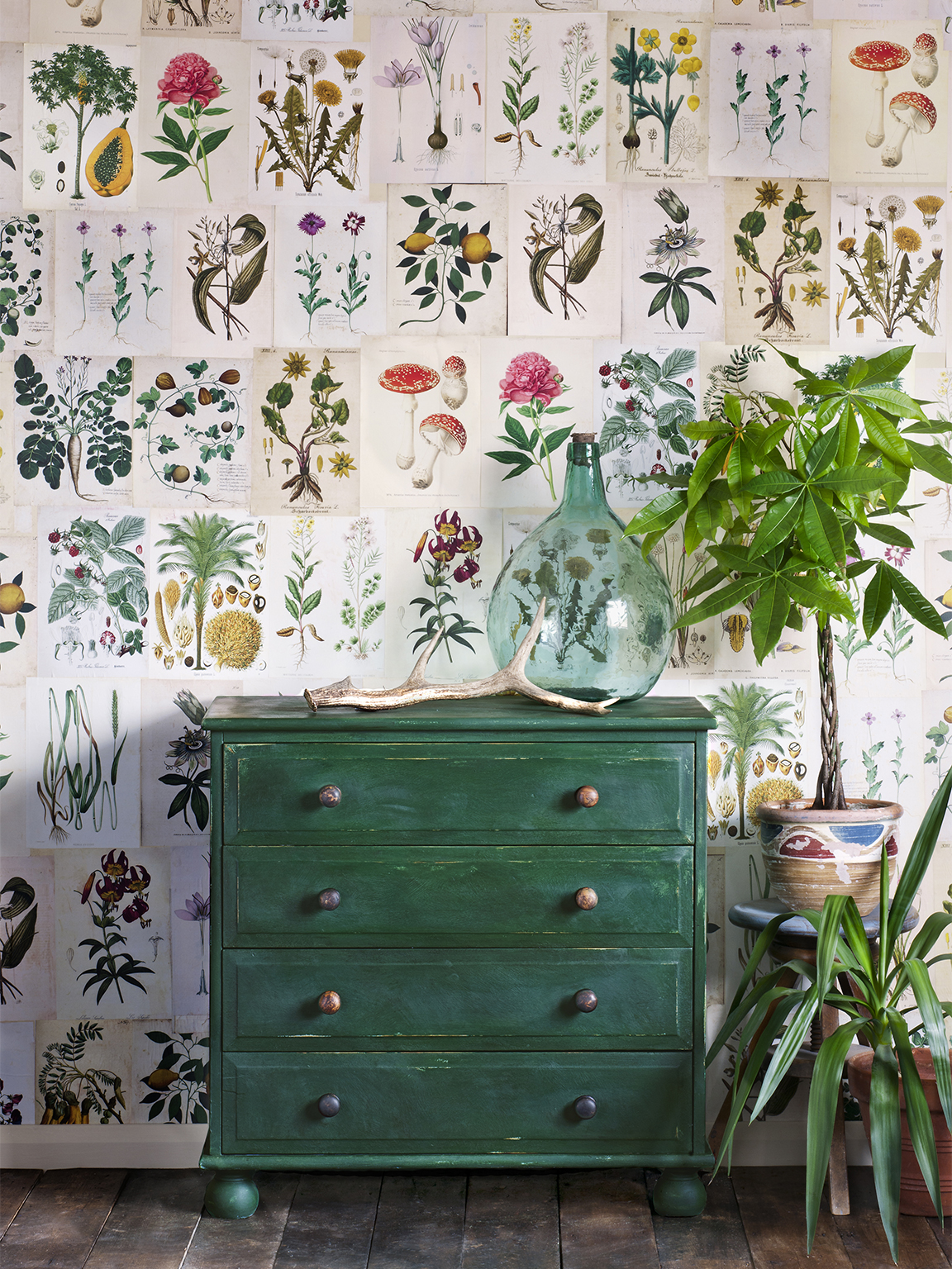 Patchwork Walls Are the Wallpaper Alternative You Didn’t Know You Needed