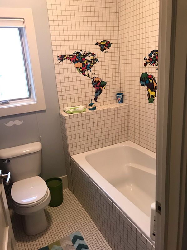 14 Small Bathroom Makeovers That Make the Most of Every Inch