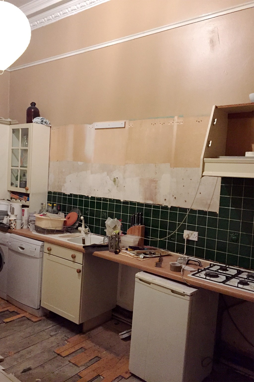 The Kitchen Cabinets in This Edinburgh Apartment Were Inspired by a Sock