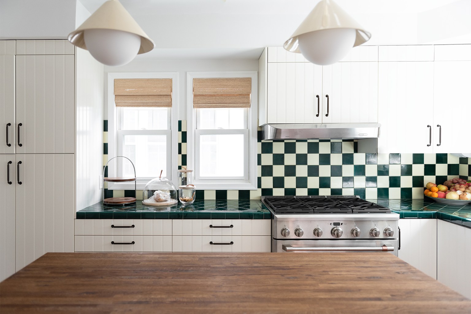 This Tiled Countertops Before and After Will Make You Rethink This Material