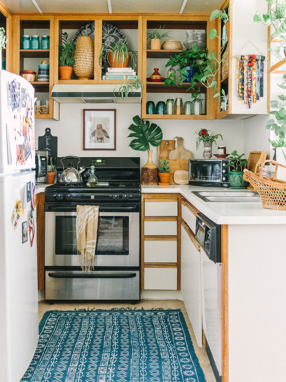 5 Types of Upper Kitchen Cabinets for Every Design Style