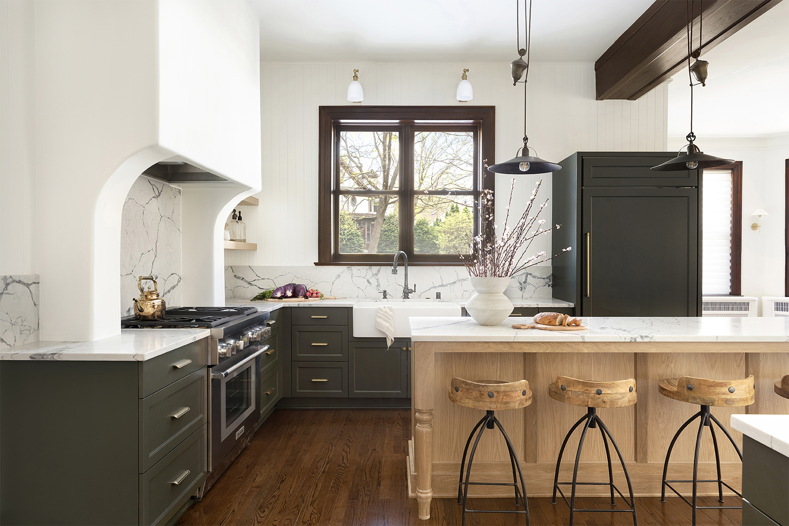 This Traditional Kitchen Renovation Is Proof Green Can Be a Neutral