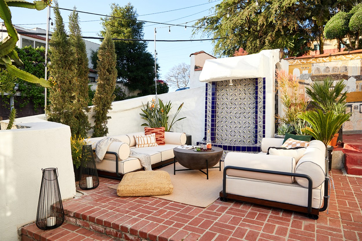 How the Founders of Backdrop Gave Their LA Patio a Summer-Ready Refresh