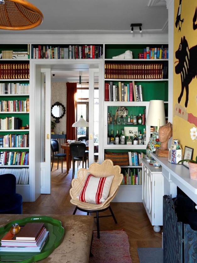 7 Painted Bookshelf Ideas You Can Easily DIY