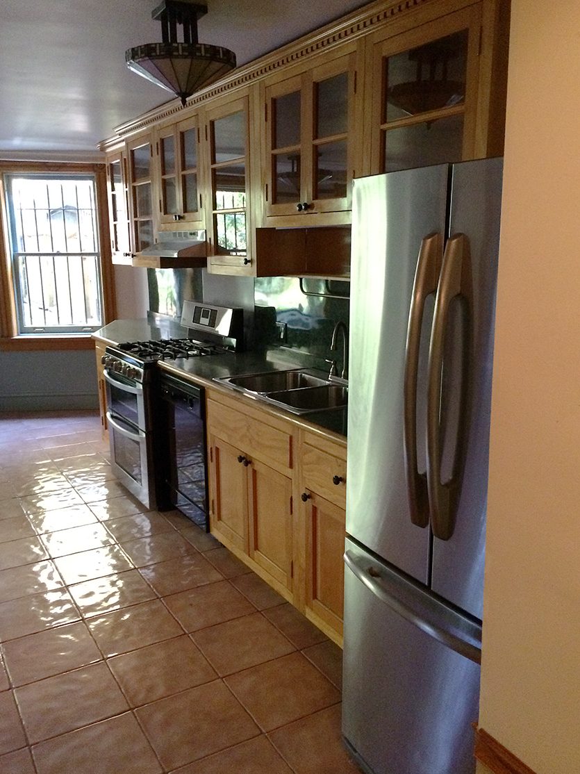 Smart Material Swaps Instantly Brightened Up This Garden-Level Kitchen