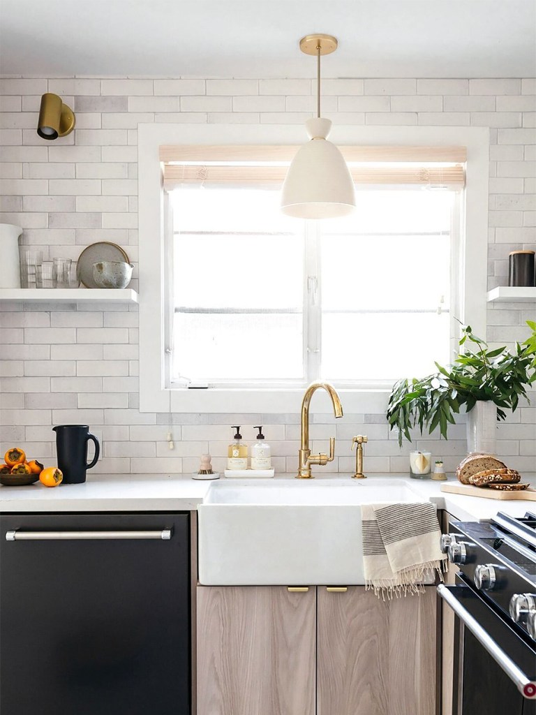 Presenting Your New Alternative to the Overplayed White Subway Tile