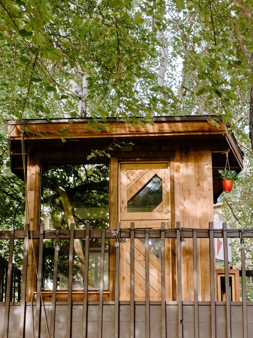 A Magical Tree House for Kids Modeled After the Family’s Actual, Adult ...