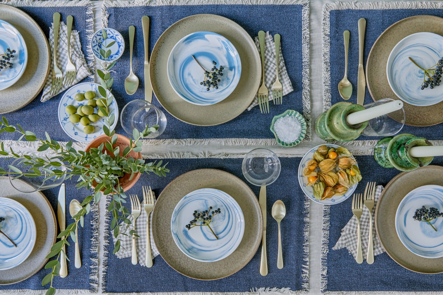 California Beaches Inspired Our Associate Style Editor’s Holiday Table ...