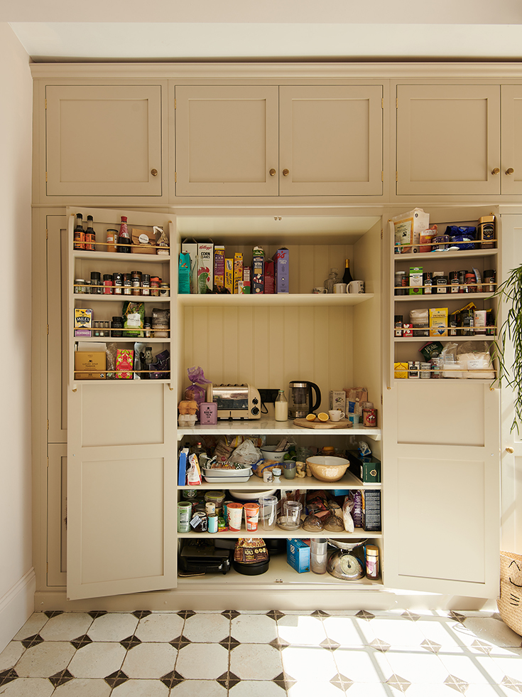Tall Cabinets Deserve a Place in Your Kitchen Blueprint