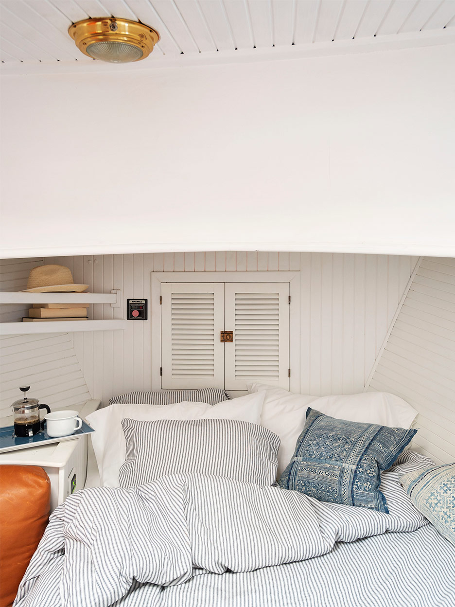 This Brooklyn Tugboat Renovation Gave One Family a Traveling Vacation Home