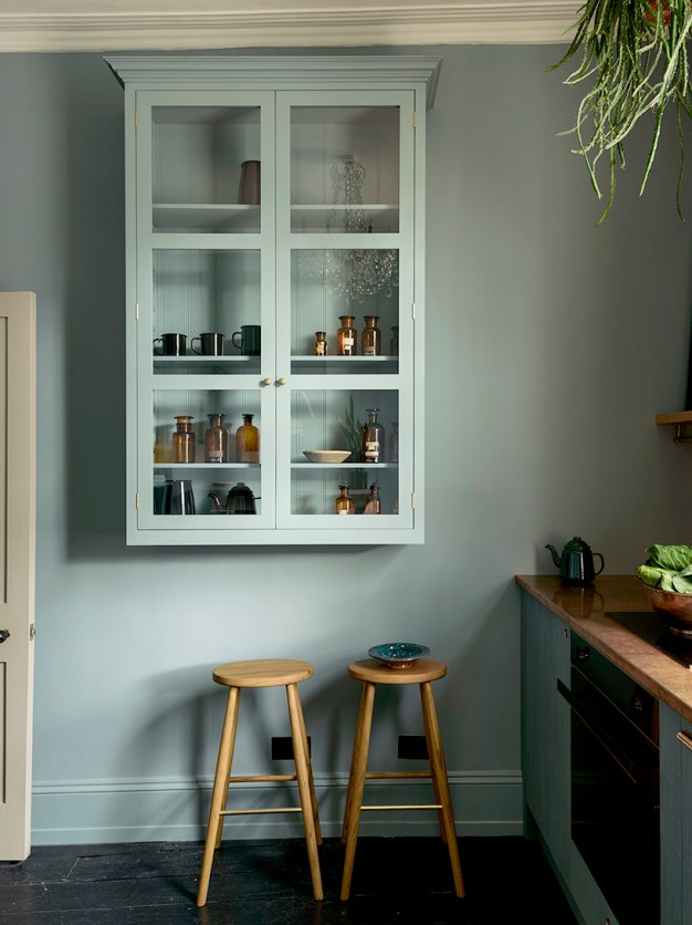 8 Colorful Kitchens That Celebrate a Single Hue