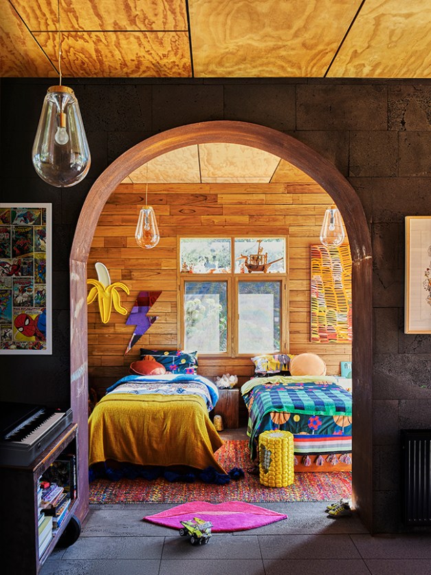 In Kip & Co Founder Kate Heppell's Point Lonsdale Home, the Splashes of ...