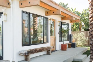 This Oceanside, CA Beach House Had Nowhere to Hang Outside—Now It Has 4 ...